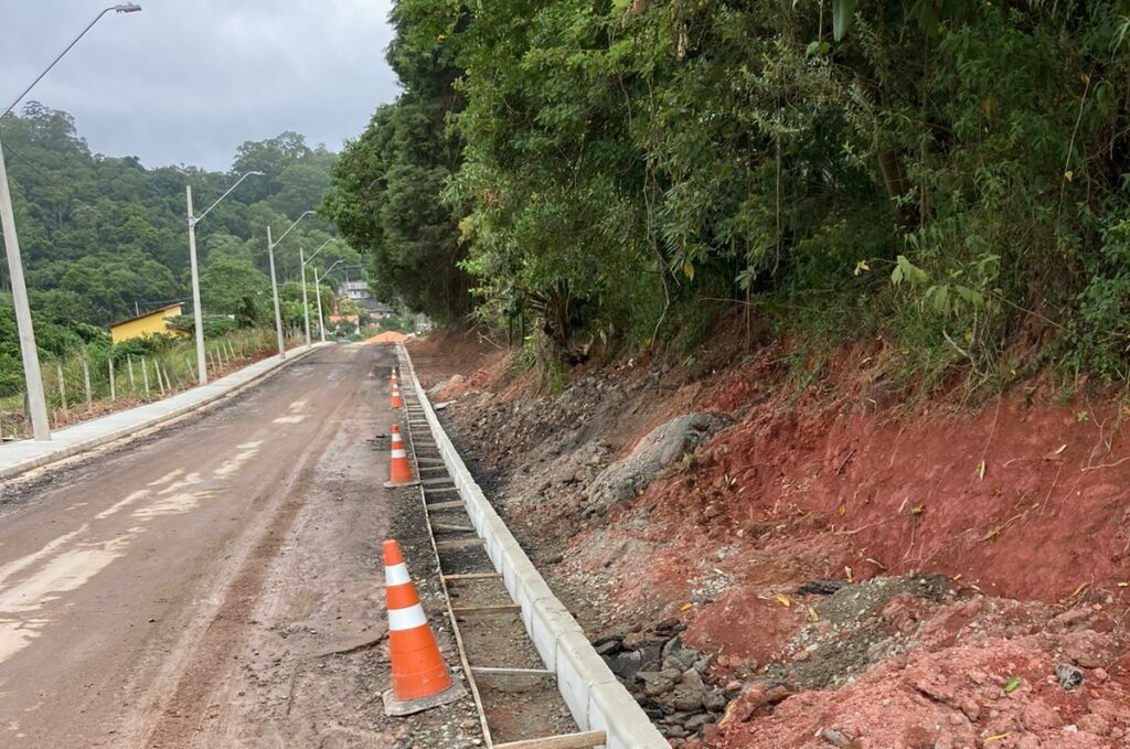 Asfalto Novo: Estrada Danúbio vai receber 6,4 mil m² de pavimentação ...