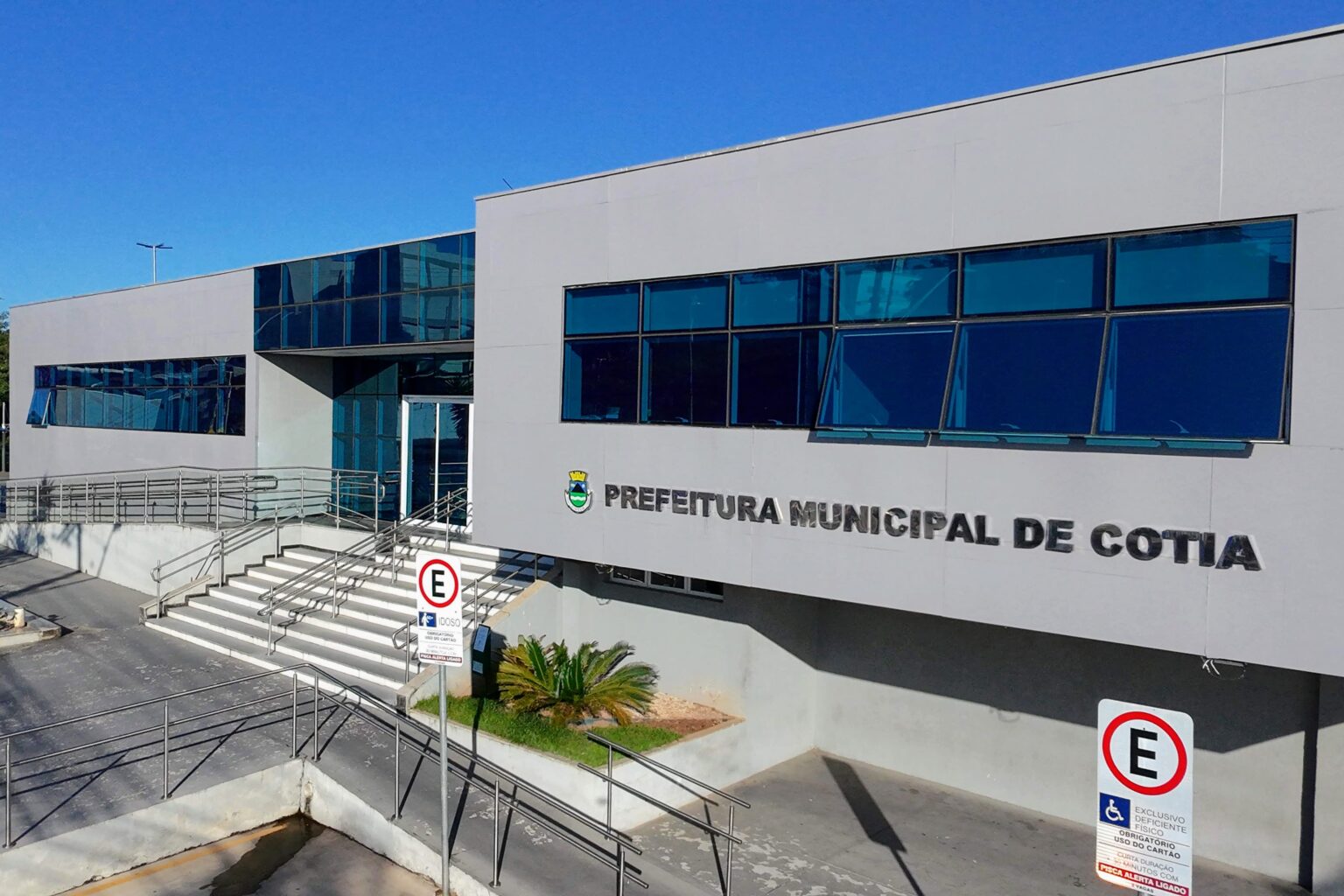 Secretaria Municipal do Governo - Prefeitura de Cotia